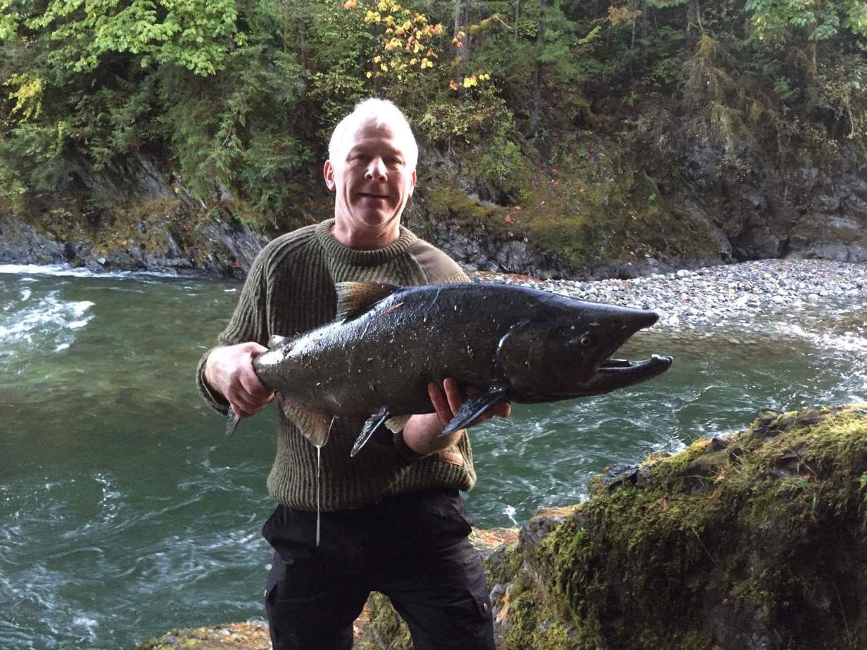 17 Kongelaks Til Henrik Og 7 Til Jonas | Fiskerejser Med Fiske-eventyr